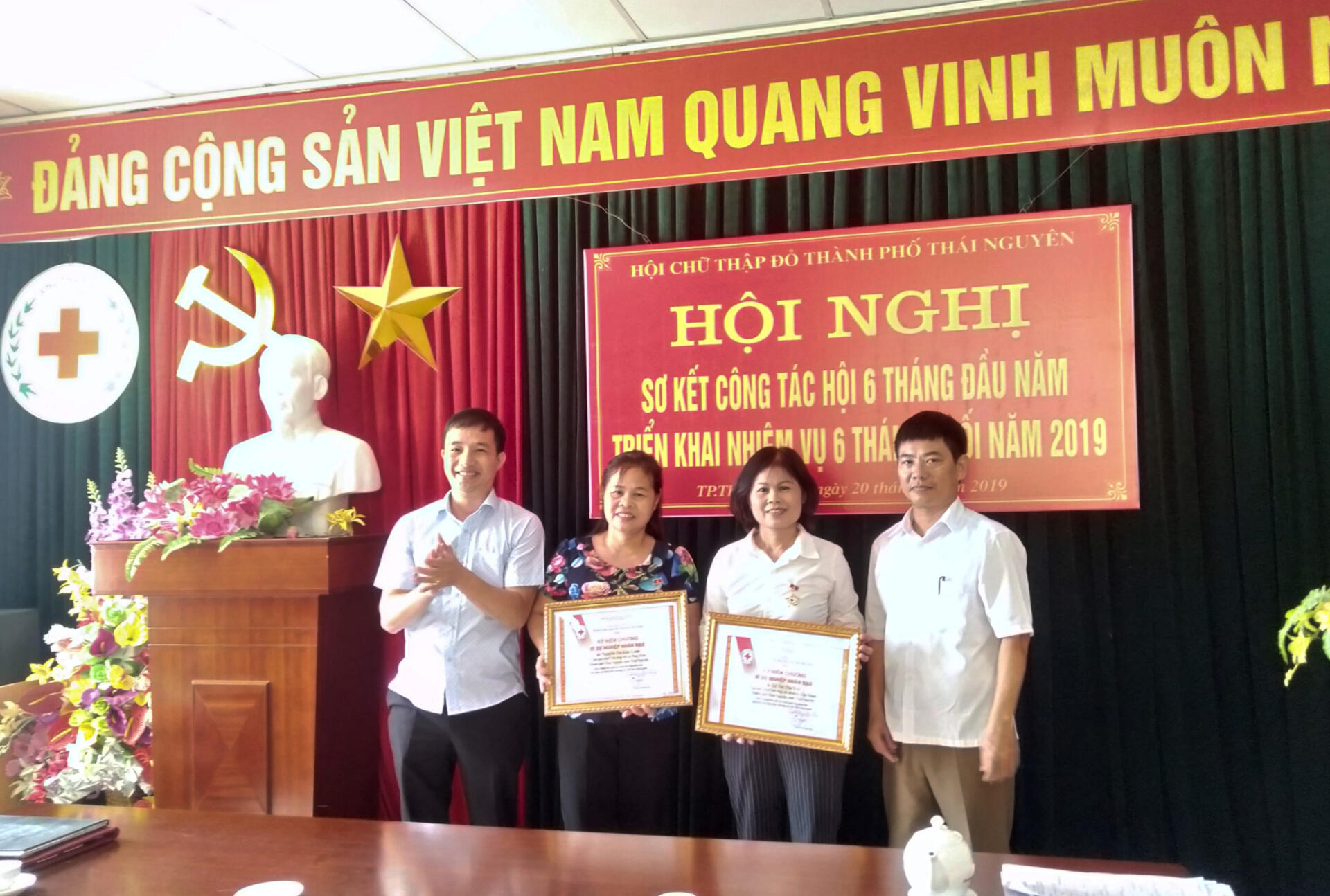 hoi-chu-thap-do-thanh-pho-thai-nguyen-6-thang-dau-nam-van-dong-35-ty ...